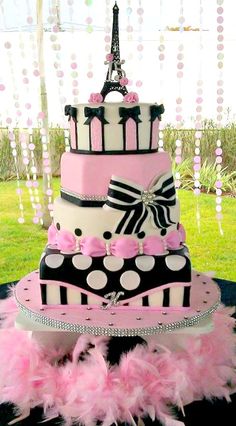 Bolos Decorados Tema Paris